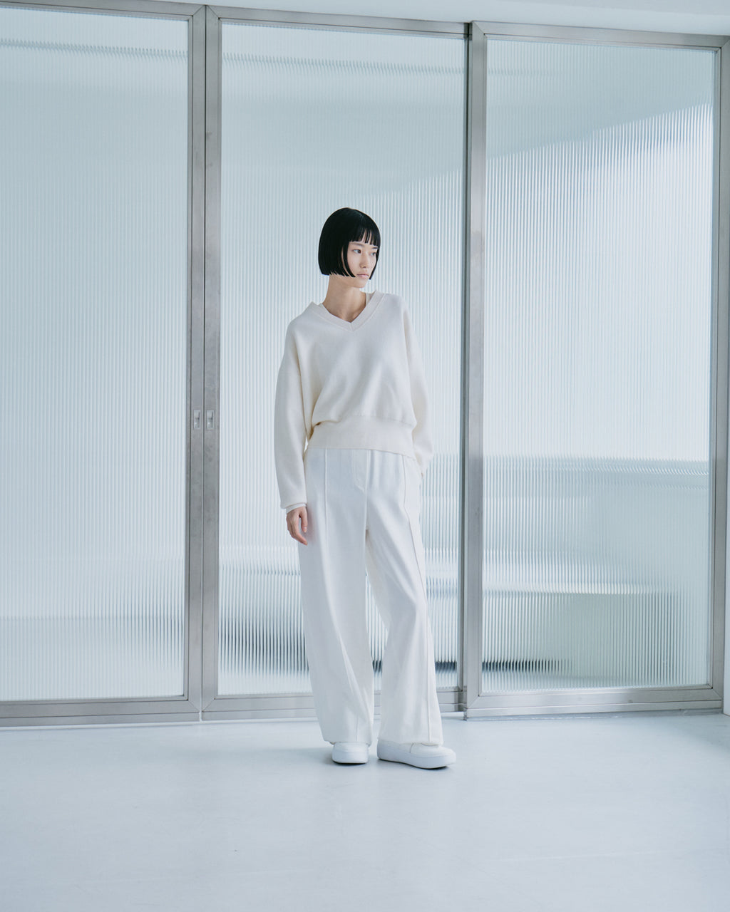 MOAK｜WHITE – FILLIN