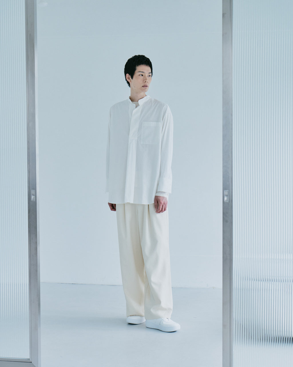 MOAK｜WHITE – FILLIN